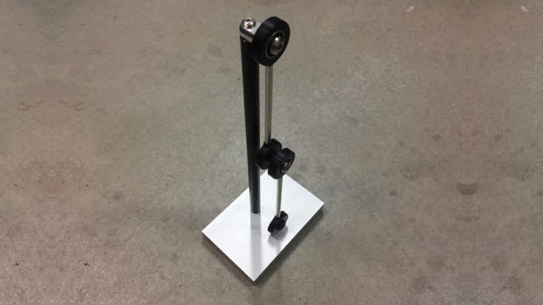 Double Pendule : Un Ballet Mécanique sur votre Bureau