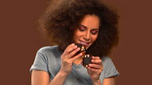Feel Flux : Un objet scientifique insolite qui exploite la loi de Lenz